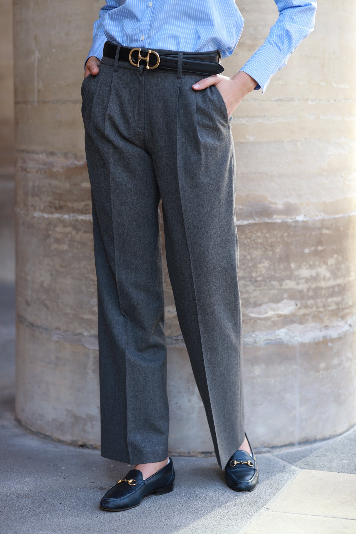 Pantalon à pinces pour femme en flanelle de laine gris - Curling Paris