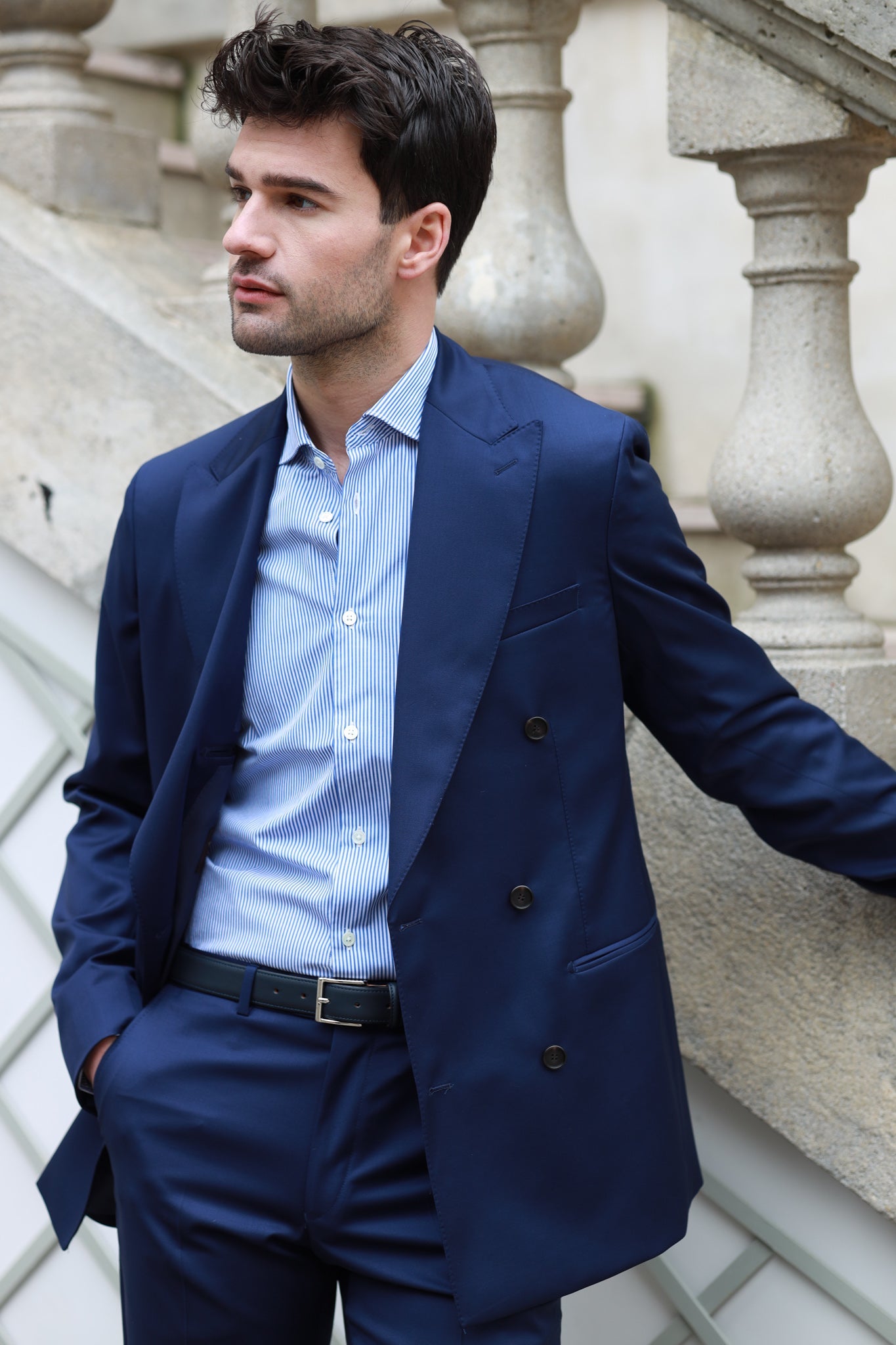 Costume croisé en laine super 110'S bleu Vitale Barberis Curling Paris
